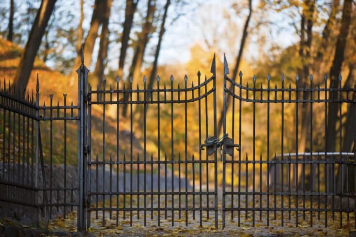 Choosing The Right Gate Operator For Your Commercial Gate - Shank Door