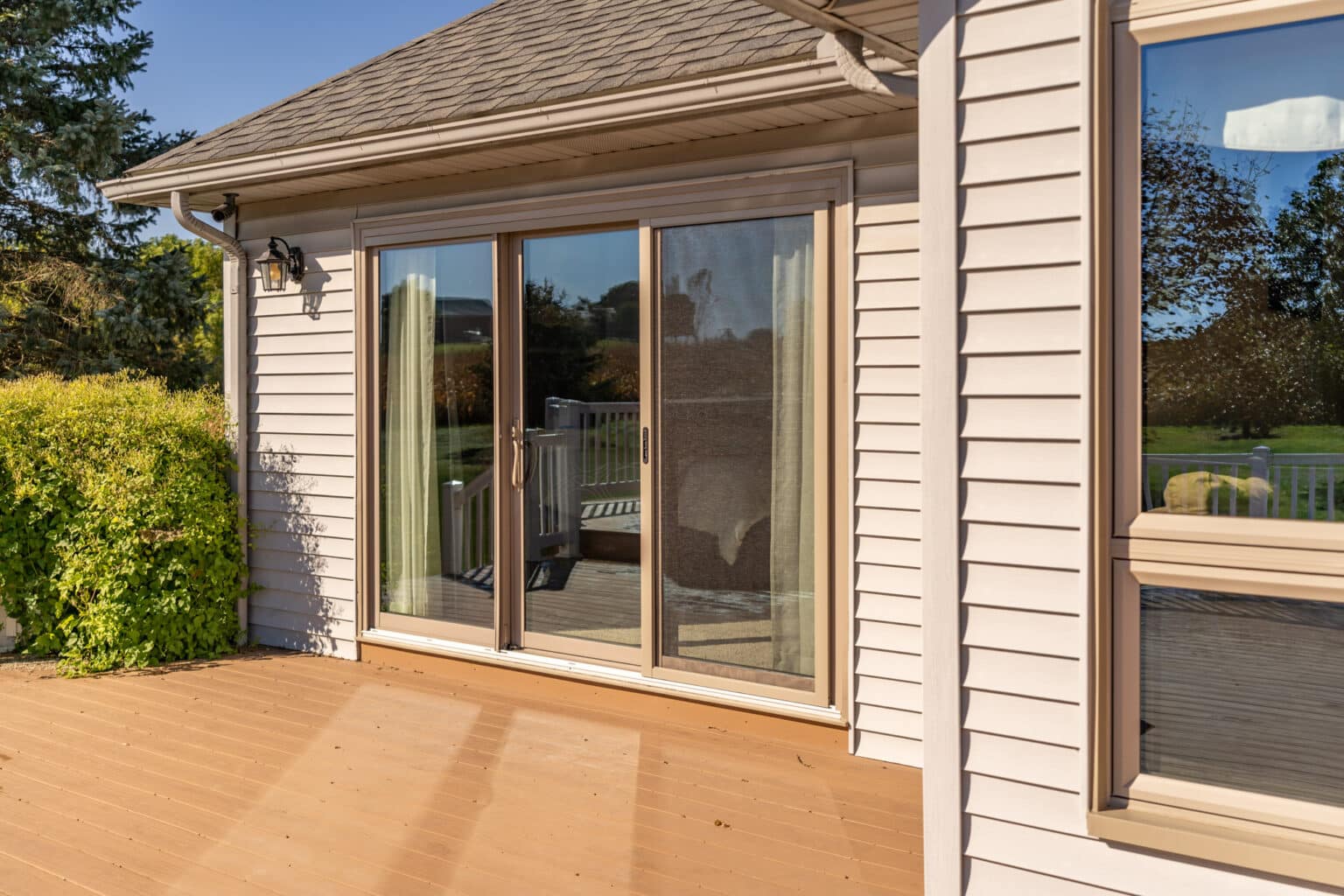 Stylish & Secure Residential Entry & Garage Doors - Shank Door